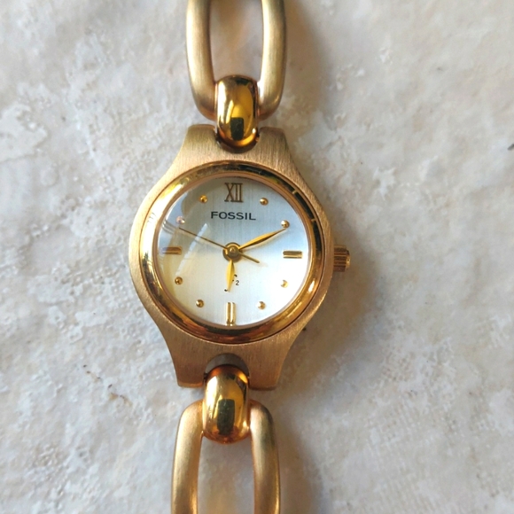 Fossil | Accessories | Fossil Lady Es978 | Poshmark